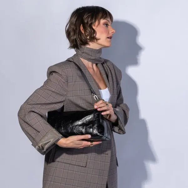 Hobo Darcy Shoulder Bag - Black