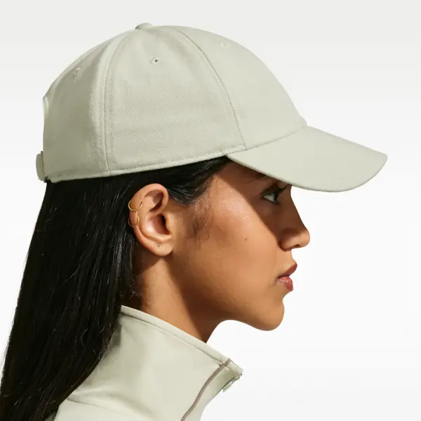 Nike Skims Cap