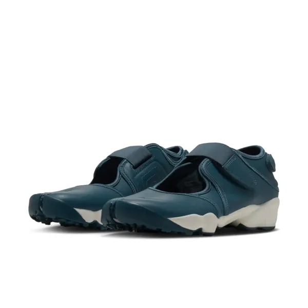 Nike Air Rift Shoes