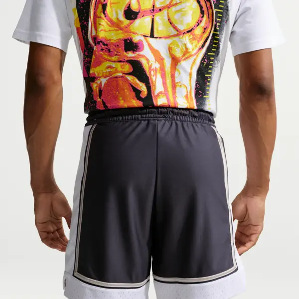 Nike Standard Issue Dri-fit 6" Basketball Shorts