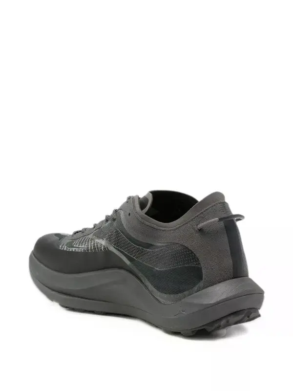 ROA Panelled Lace-up Sneakers