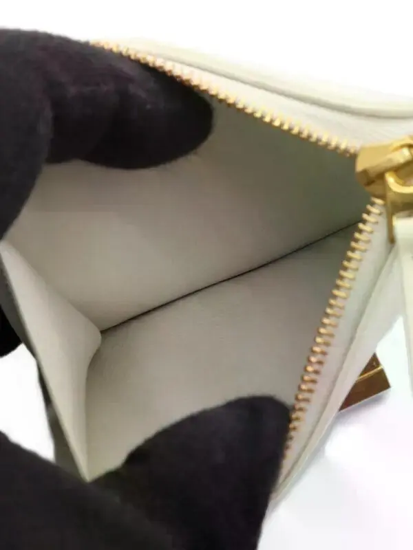 Bottega Veneta 2000s Twist-lock Trifold Wallet