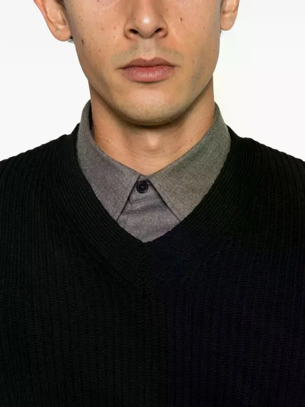LUIGI GENTILE Ribbed-knit V-neck Sweater
