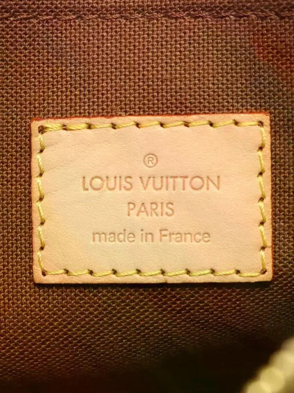 LOUIS VUITTON 2006 Bosphore Monogram Belt Bag