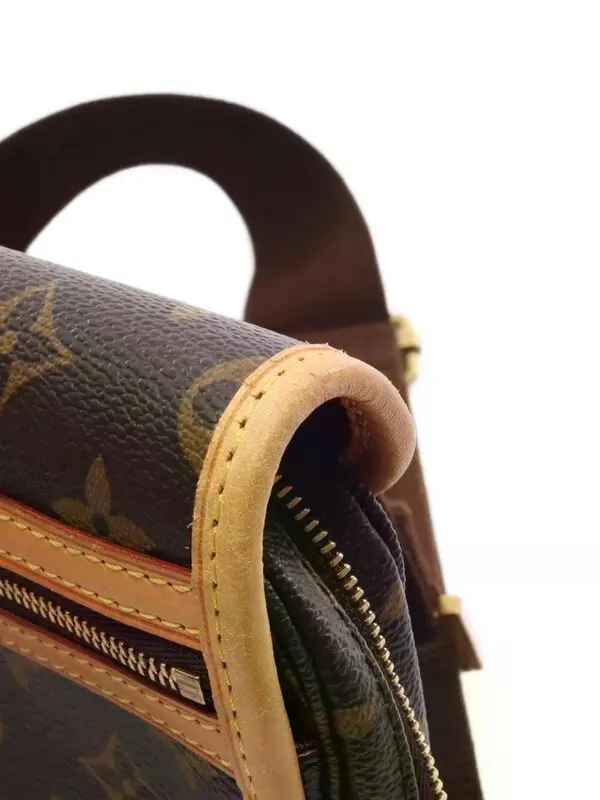 LOUIS VUITTON 2006 Mini Bosphore Monogram Belt Bag