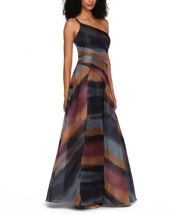 KAY UNGER Daniela Gown