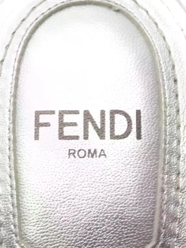 Fendi 2000s First Sandals - Silver
