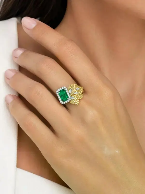 HYT JEWELRY Emerald And Diamond Ring