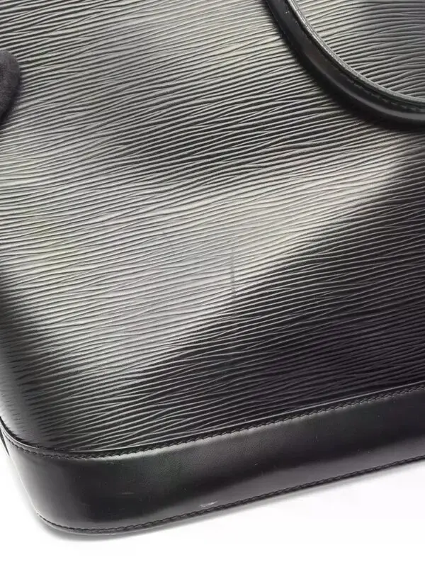 LOUIS VUITTON 2011 Gm Alma Epi Handbag