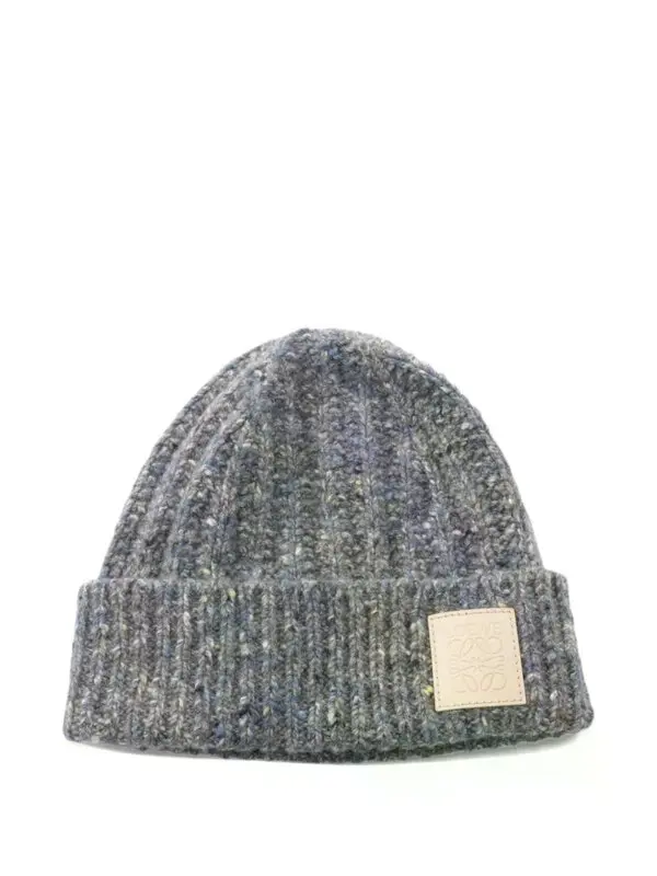 Loewe 2010s Anagram Patch Beanie Hat - Grey