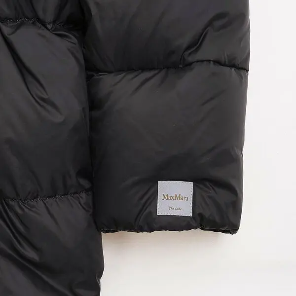 Max Mara Short Roomy Puffer Jacket In Water-repellent Fabric - Black
