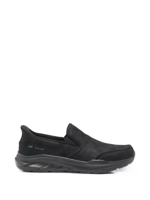 Sketchers Equalizer Slip-on Sneakers