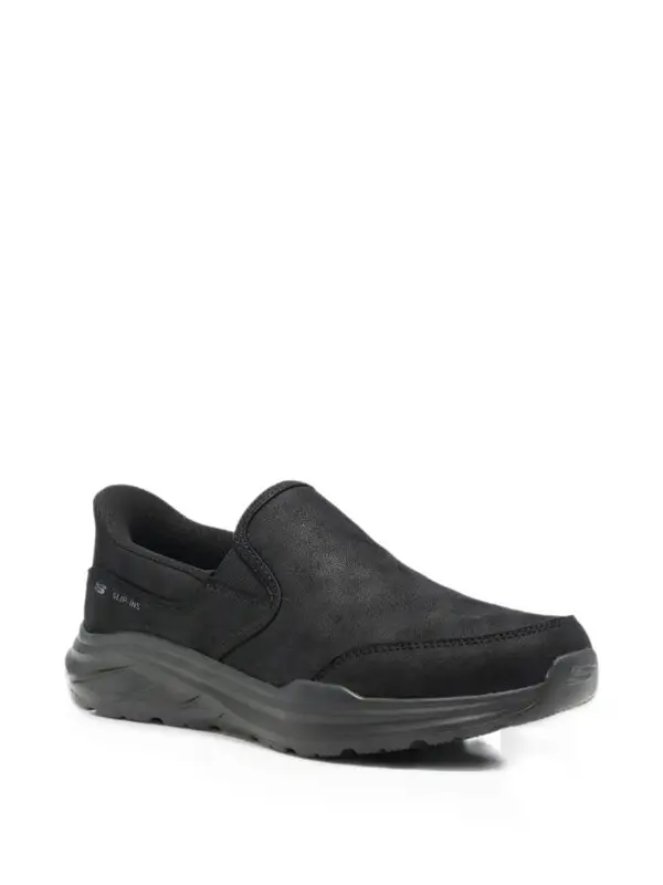 Sketchers Equalizer Slip-on Sneakers