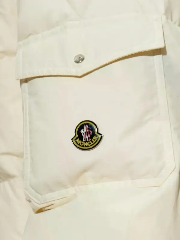 Moncler Himalaya Hooded Short Down Jacket - Neutrals