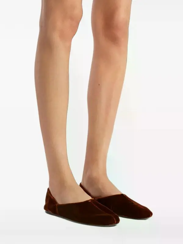 Khaite Jane Ballet Flats In Rust Velvet