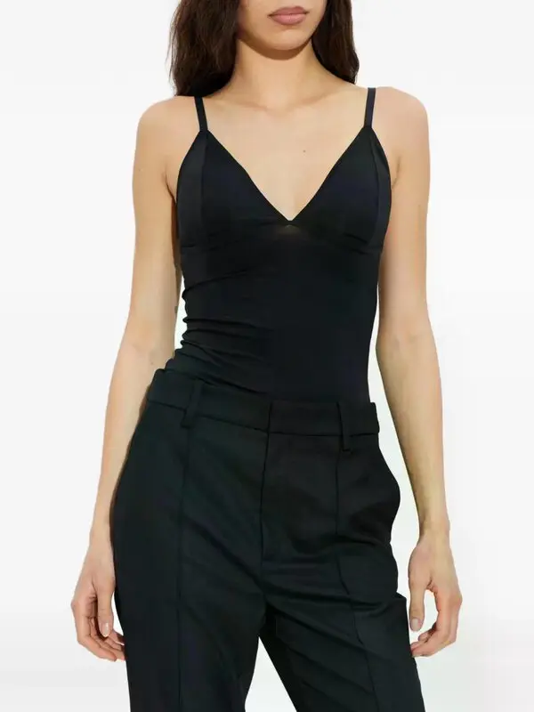 GESTUZ Camigz V-neck Top
