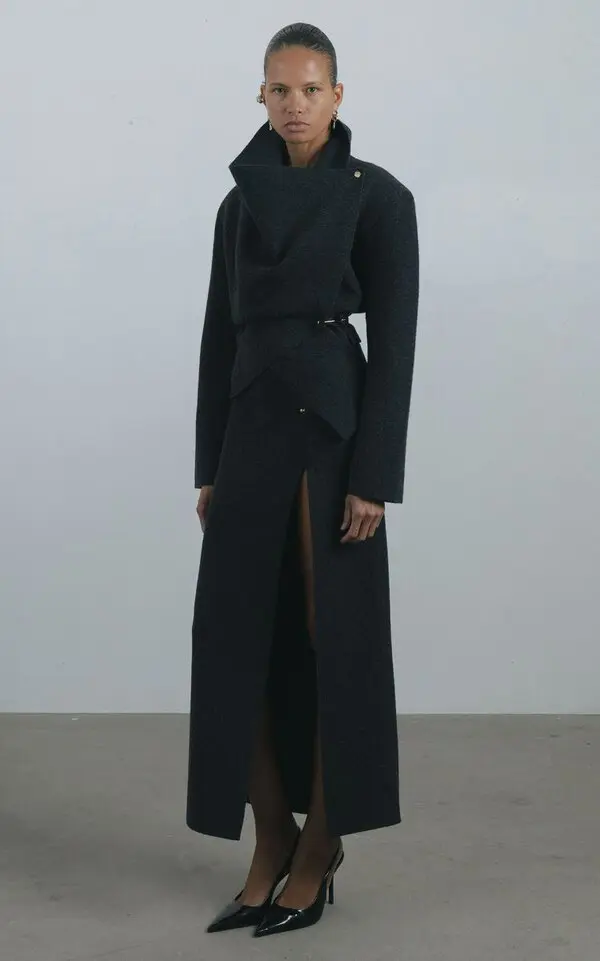 Arakii Exclusive Asymmetric Pin Wool Blazer