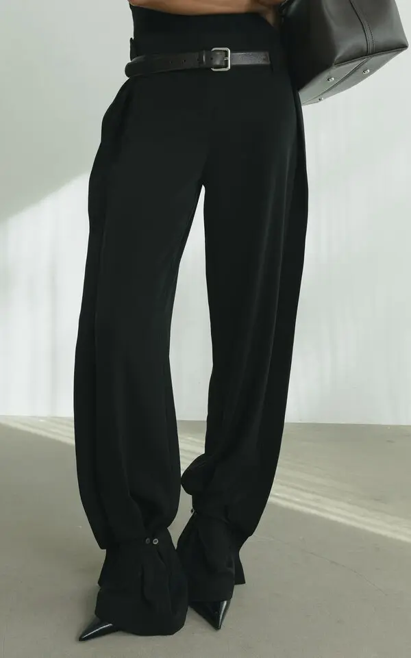 Arakii Exclusive Balloon Flap Pants
