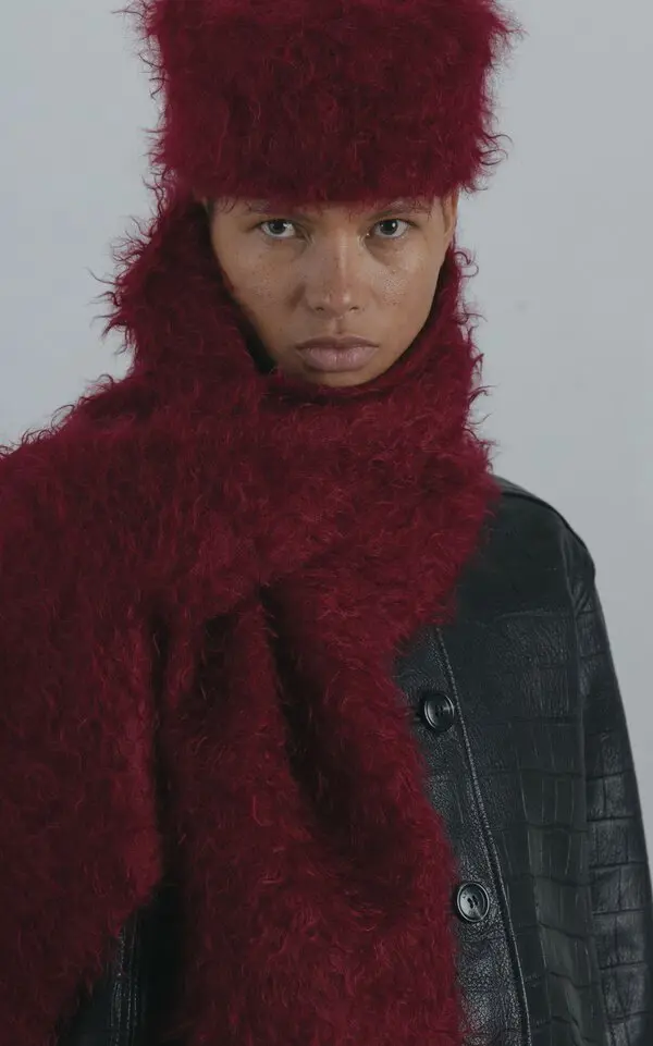Arakii Exclusive Mohair Scarf - Red