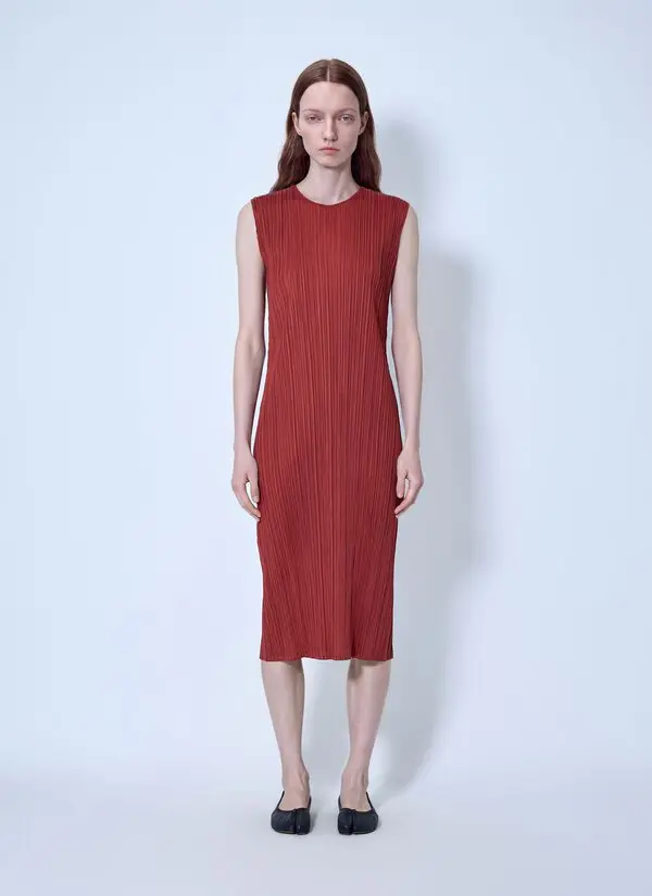 Issey Miyake September Pleated Midi Dress - Red