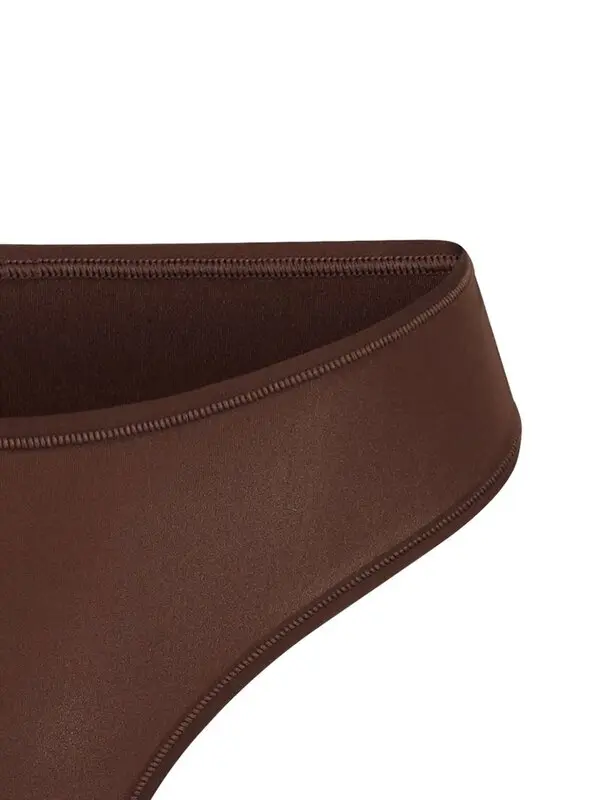 SKIMS Thong Briefs By