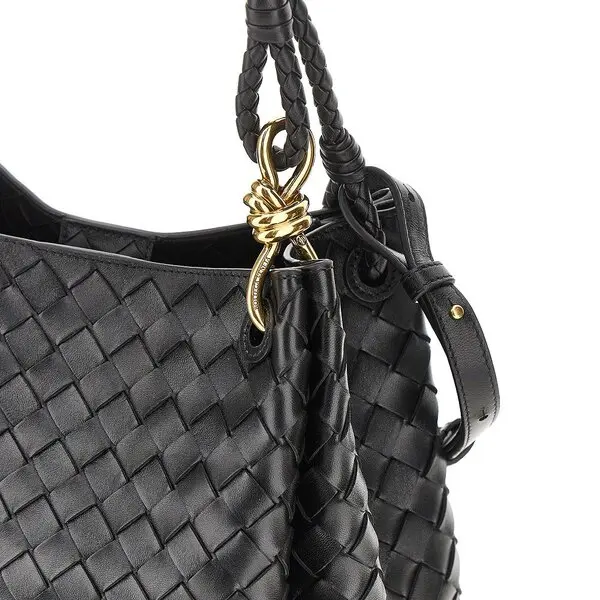 Bottega Veneta Intrecciato Leather Medium 'parachute' Bag - Black
