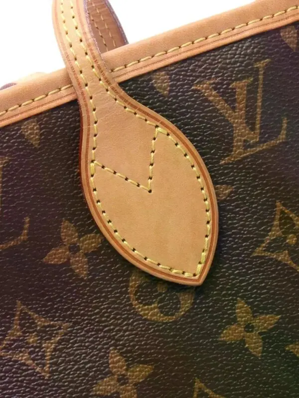 LOUIS VUITTON 2013 Mm Neverfull Monogram Tote Bag