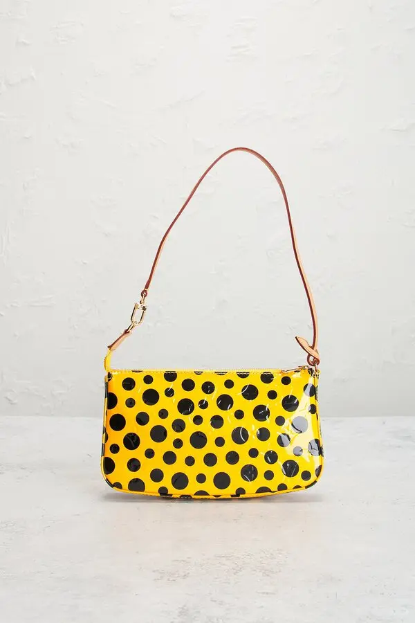 LOUIS VUITTON X Kusama Monogram Vernis Dots Infinity Pochette Accessoires Shoulder Bag