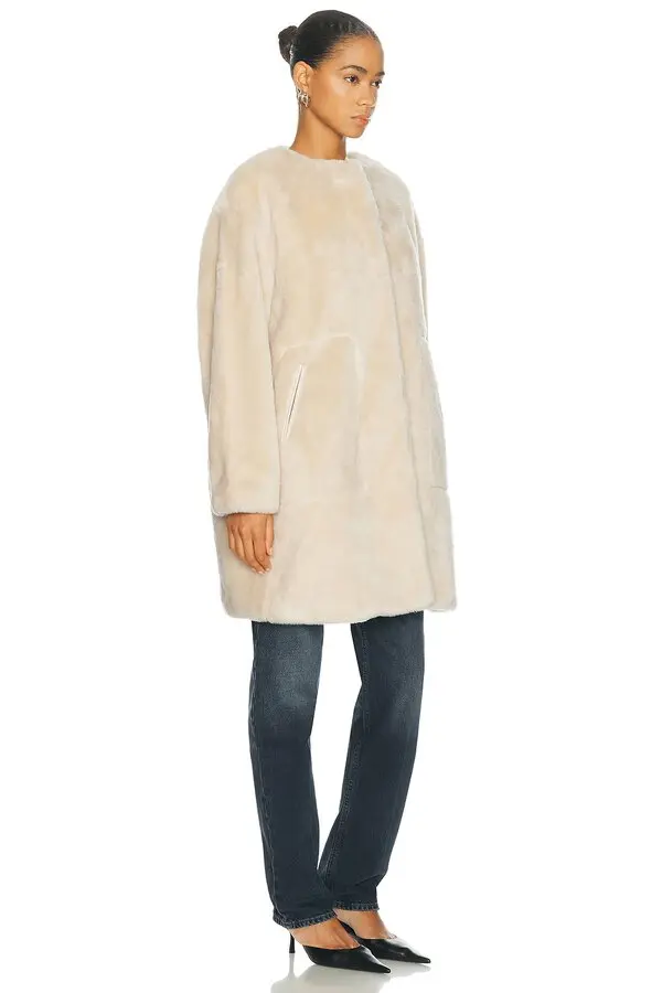 Citizens Of Humanity Martina Long Sherpa Coat In Cream
