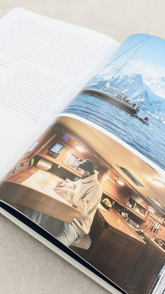 GRAPHIC IMAGE Boat Life Book