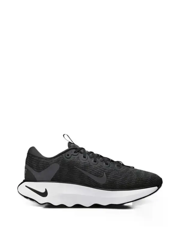 Nike Motiva Sneakers - Black