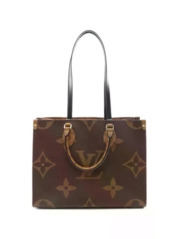 LOUIS VUITTON 2021s Mm Monogram Giant Onthego Tote Bag