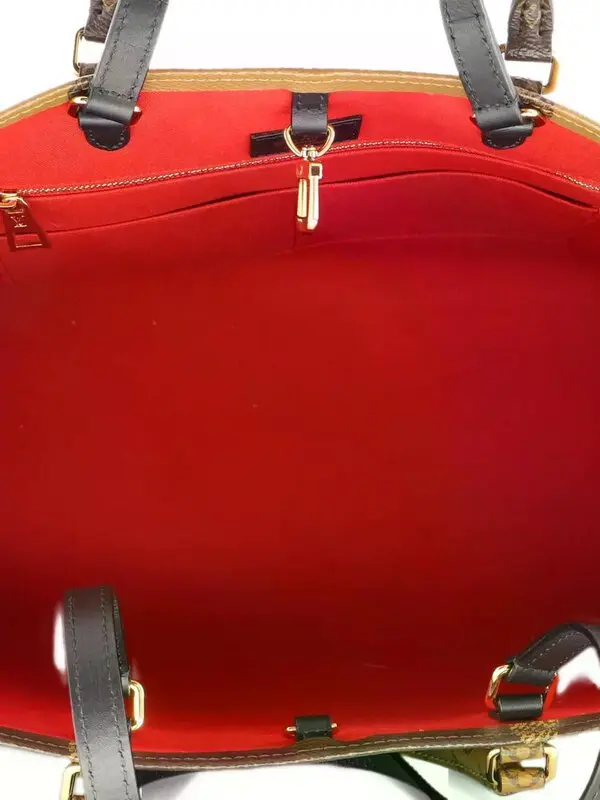 LOUIS VUITTON Onthego Reverse Monogram Giant Gm Tote Bag