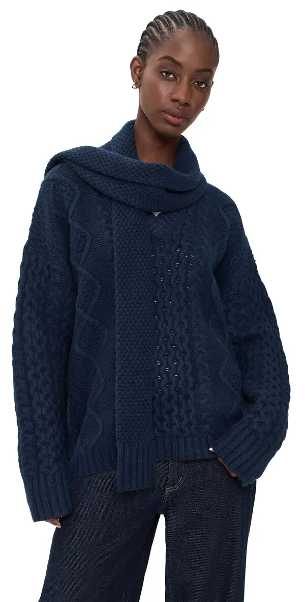 Still Here Minnesota Sweater - Navy