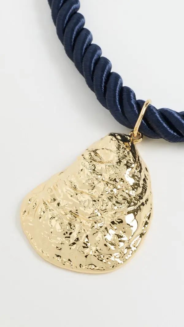 LOGAN TAY Navy Rope Oyster Shell Necklace