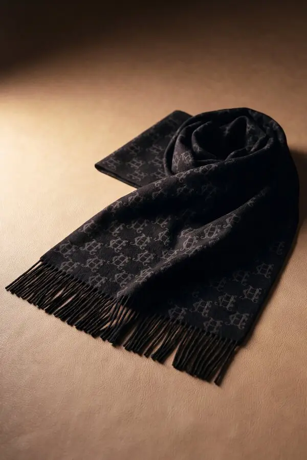 Holland Cooper Heraldic Monogram Scarf Monogram - Black