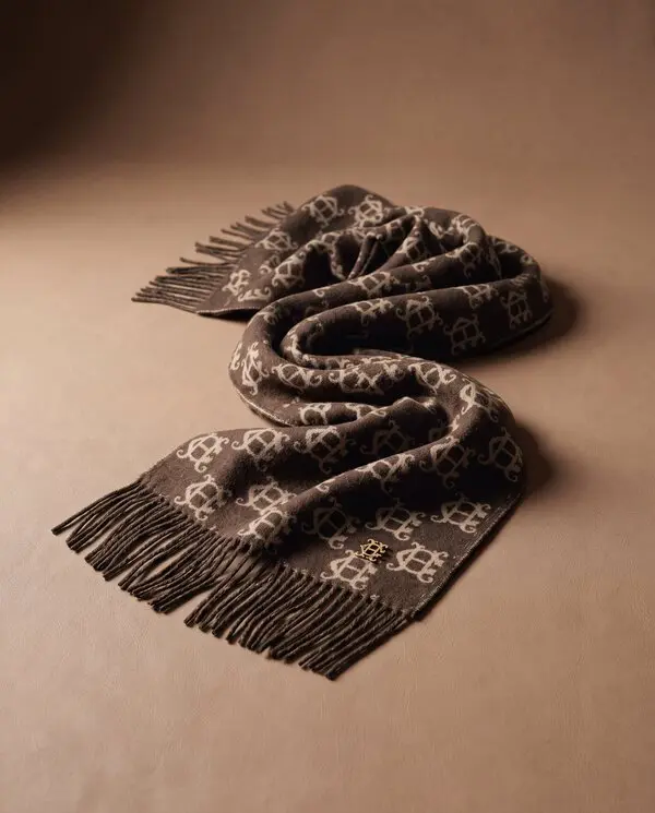 Holland Cooper Heraldic Monogram Scarf Monogram