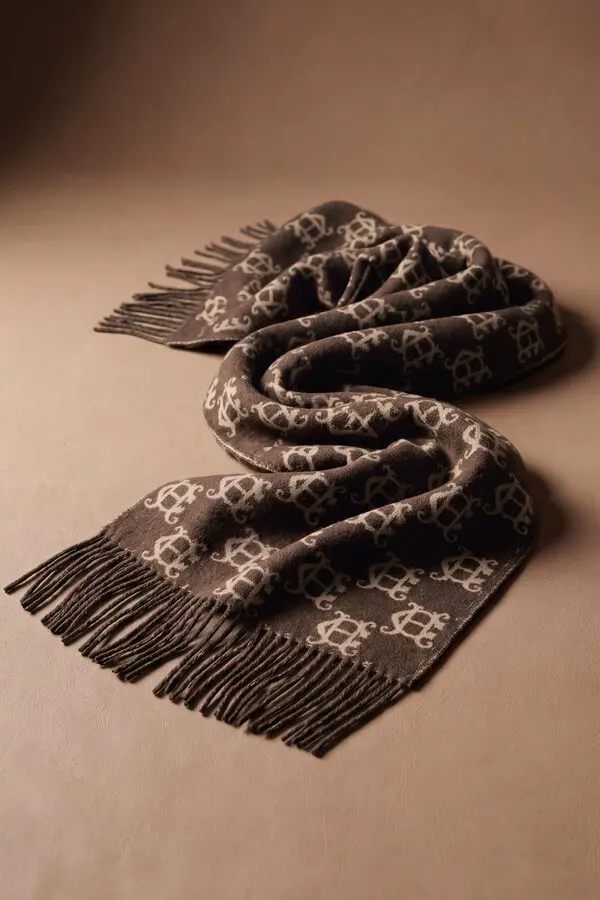 Holland Cooper Heraldic Monogram Scarf Monogram