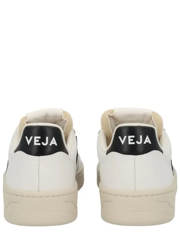 VEJA Sneaker "v-10