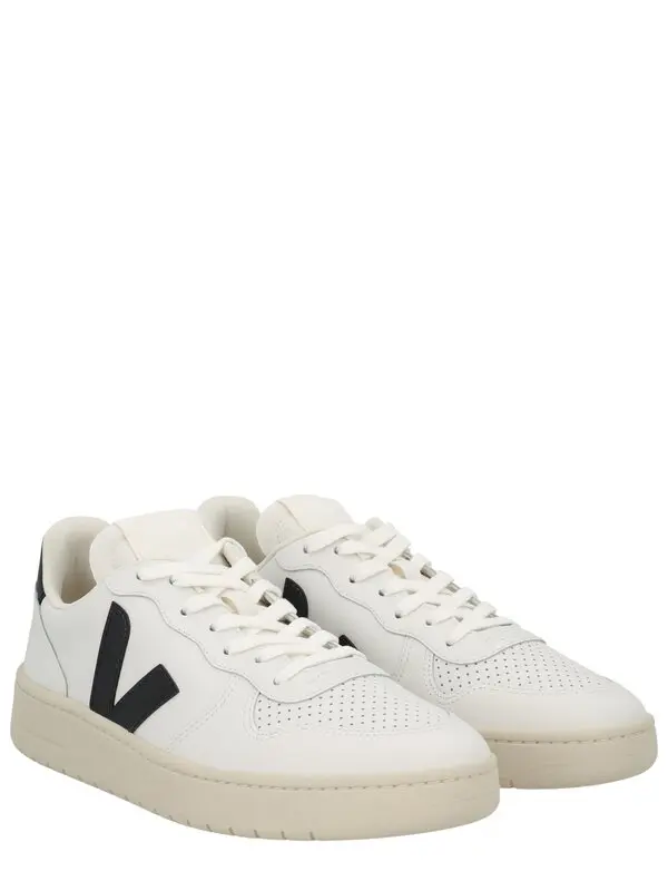 VEJA Sneaker "v-10