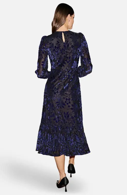 YUMI Velvet Floral Midi Dress