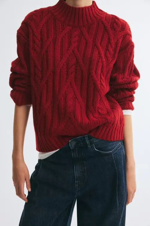 H&M Oversized Cable-knit Sweater