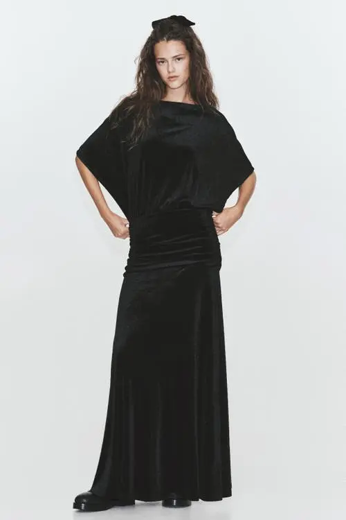 H&M Gathered Velvet Dress