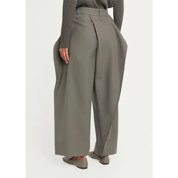 Issey Miyake Calligraph Sculptural Pleated Wide-leg Trousers