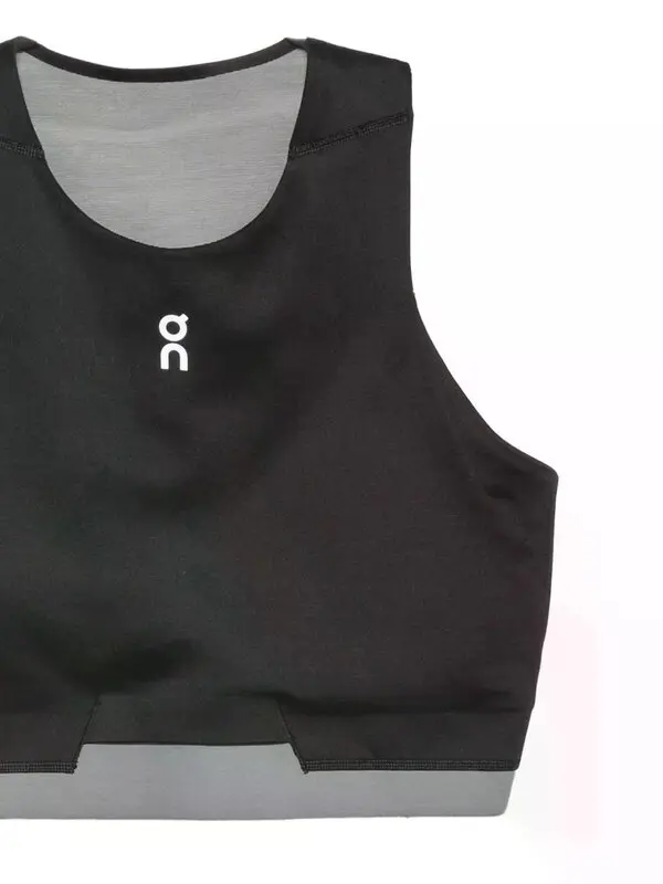 On 2-in-1 Logo-print Racerback Sports Bra