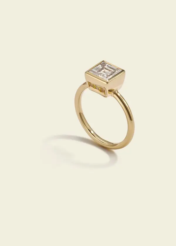 LUCY DELIUS Carré-cut Diamond Paradigm Pinky Ring