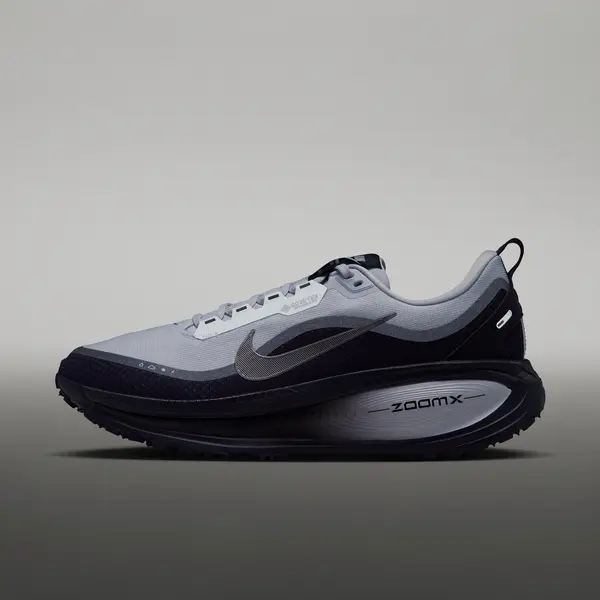 Nike Vomero 18 Gore-tex Waterproof Road Running Shoes With Reflective Accents - Grey