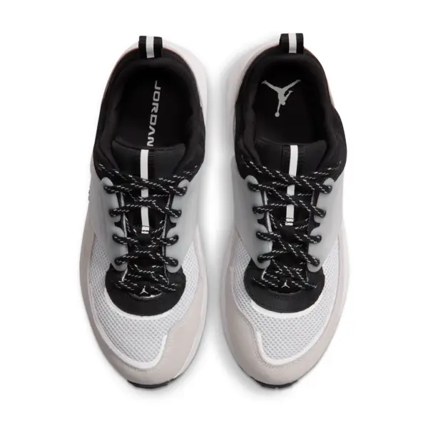 JORDAN Trunner O/s Shoes