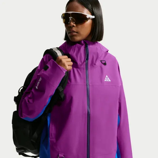 Nike Misery Ridge Storm-fit Adv Gore-tex 3l Hiking Jacket - Purple