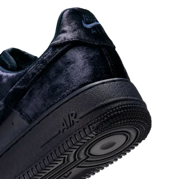 Nike Air Force 1 '07 Se Velvet Shoes